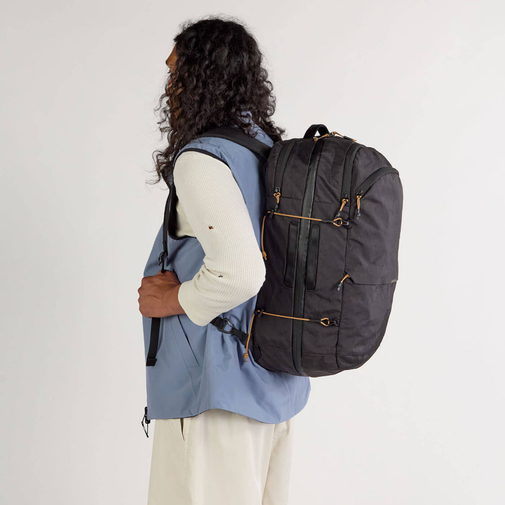 The ultimate lightweight carry-on system