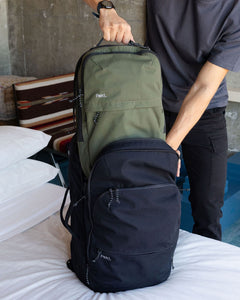 Pakt | Travel like a pro, live like a local.